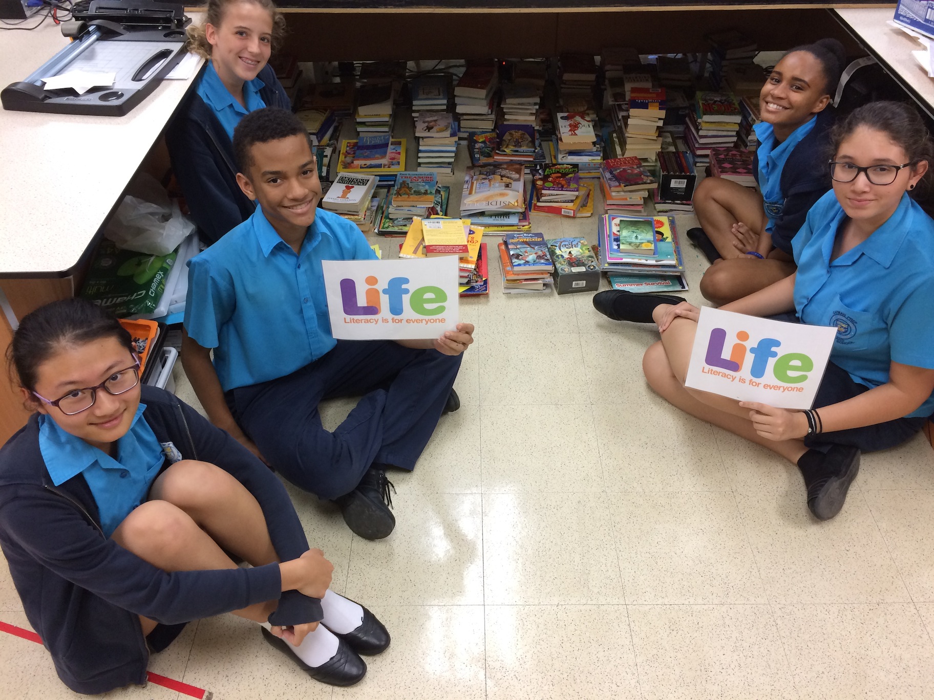 Cayman Islands: Cayman Prep book drive for LIFE - IEyeNews