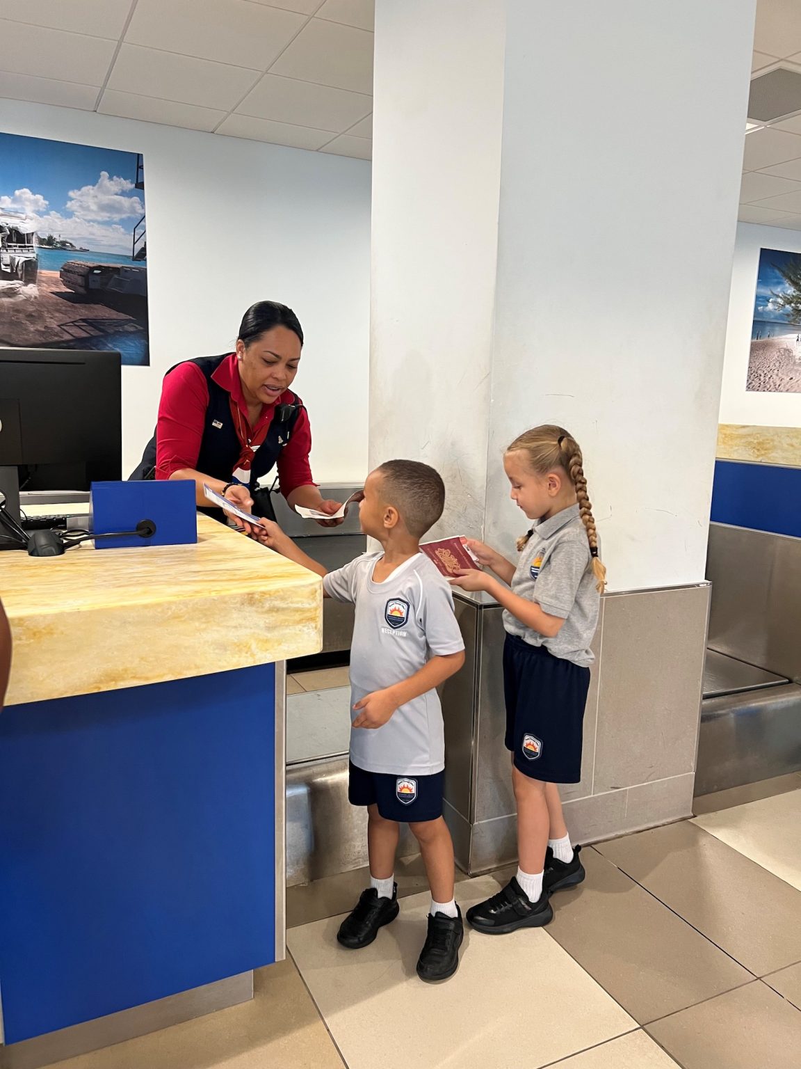 Primary school students tour Airport Terminal - IEyeNews